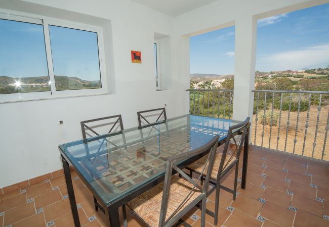 Home | Duquesa Estates