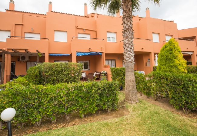 Home | Duquesa Estates